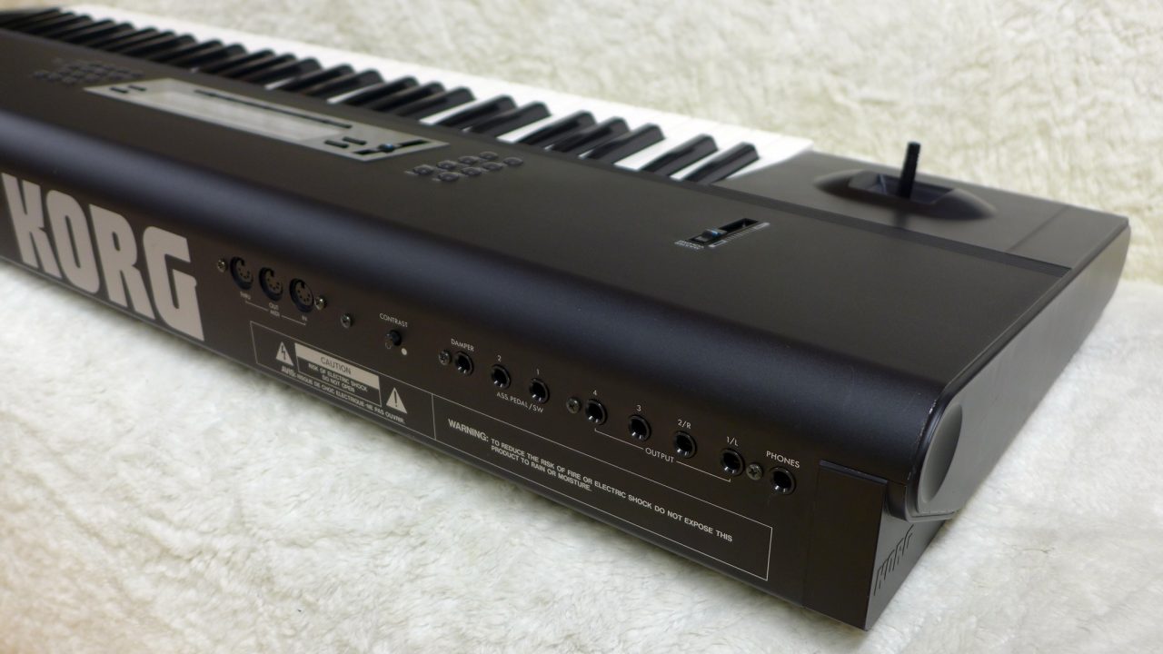 Korg M1 - A primeira workstation - Teclas & Afins